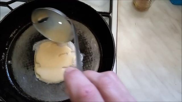 На такой блин клюёт вся мирная рыба.Отбоя нет.