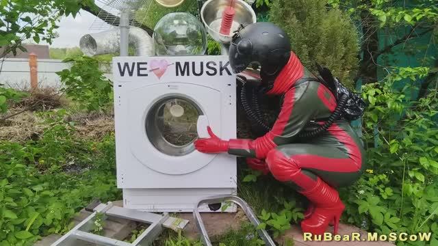 Погрузка на корабль (БоЛьШое КоСМиЧеСКое ПуТеШеСТВие)