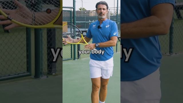 В.И.Иванов. Наблюдения за лучшими игроками. Разножка при приеме подачи.