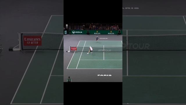 Неожиданности в теннисе.  Димитров отличился. Наблюдение за лучшими игроками.