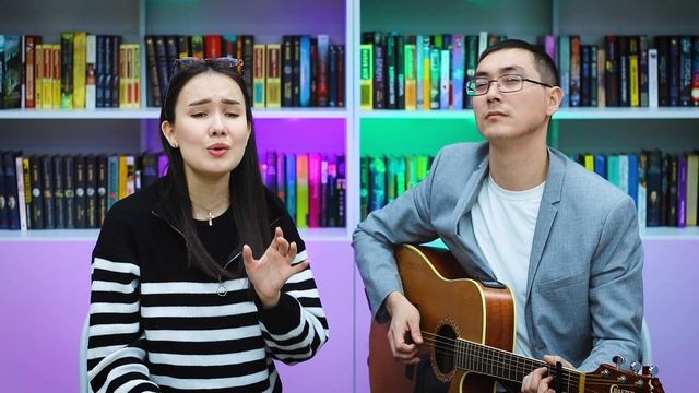 В саду зеленом роза цвела - Семьи Медетовых