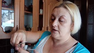 Стаканчики для пикировки низкорослых томатов.