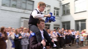 Последний звонок в «АМТЭКе»