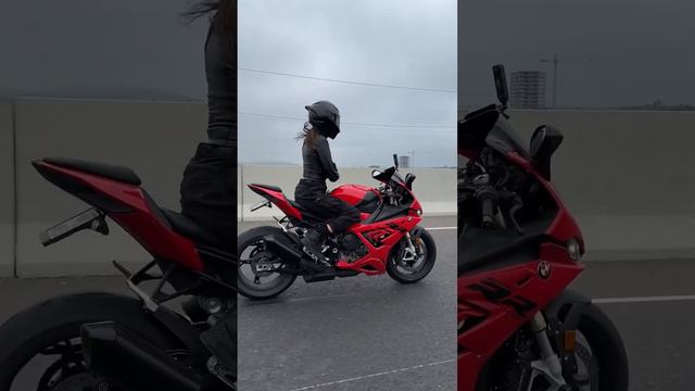 НЕ ПОДХОДИ КО МНЕ😅