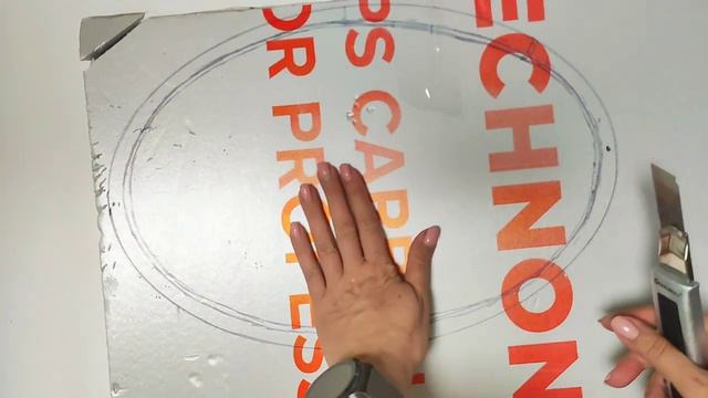 Форма для пикниковой корзины из бумажной лозы.