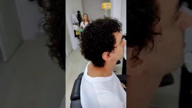 Мужская долговременная завивка волос в Геленджике в салоне красоты "Эвант"