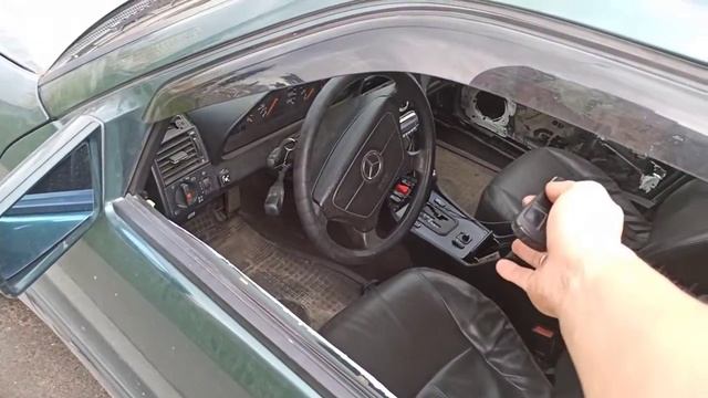 Не открываются двери.mp4