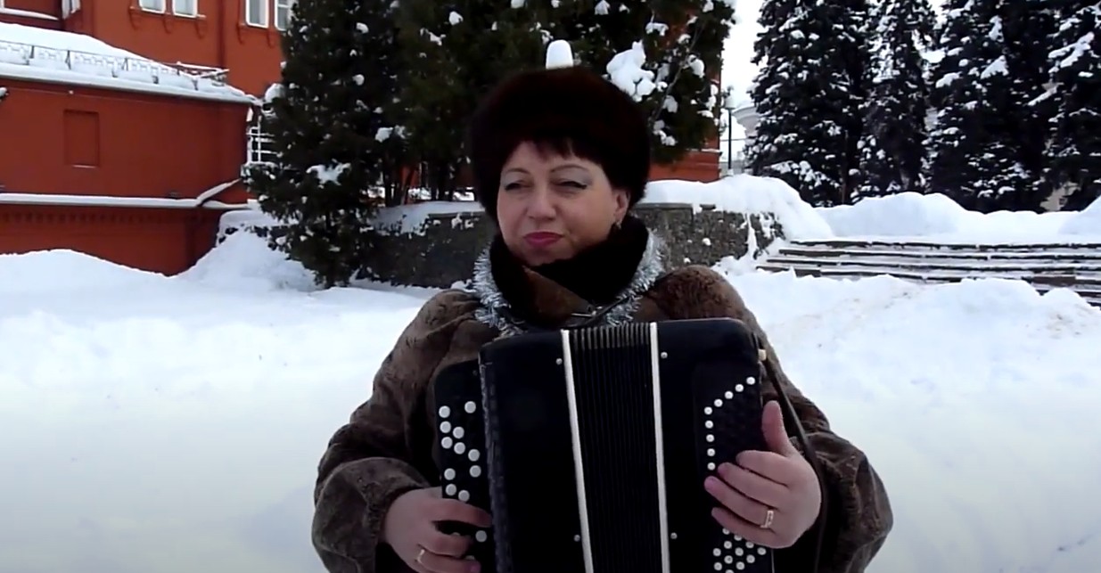 Елена Кожухова "Всё только начинается!" (музыка Александра Зайчикова,  слова Ирины Скибиной)