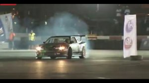Drift Oman 2015 Red Bull Car Park - 2