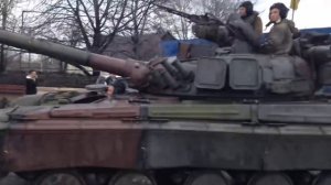 14.04.2014 Танки в г. Димитрове Донецкой области