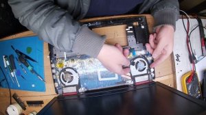 Ноутбук DELL Inspiron 7566 замена термопасты.