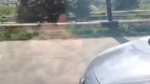 Неадекватный автоучитель на трассе