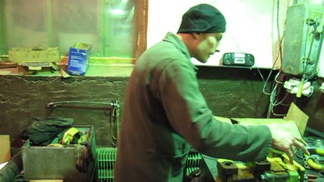 Опытный слесарь-гидравлик