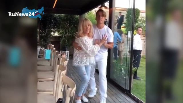 Алла Пугачева без макияжа восхитила своих фанатов / RuNews24 – смотреть онлайн видео от Секреты ...