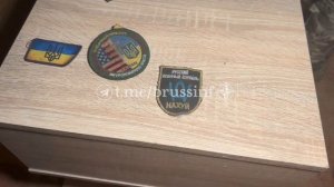 ЧВК Вагнер показал трофейные шевроны