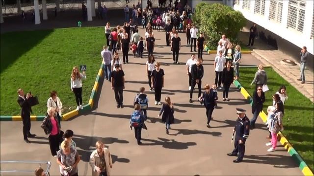Флешмоб "Вместе с друзьями за безопасность на дорогах". 2015 год