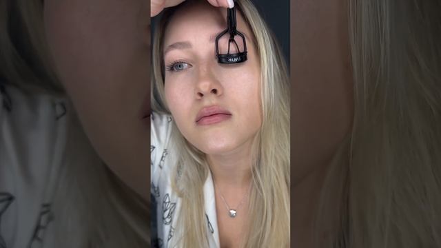 После этого видео ты точно откажешься красить ресницы, как раньше ?