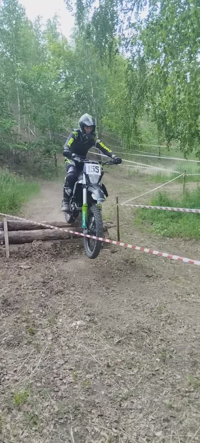 Едем стадион #shorts #enduro