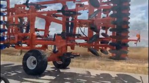 Тест-драйв агрегата диско-чизельного АДУ-5Ч в одном из хозяйств Ставропольского края