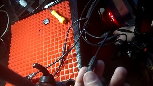 не работает ручка тормоза электросамоката Kugoo m4