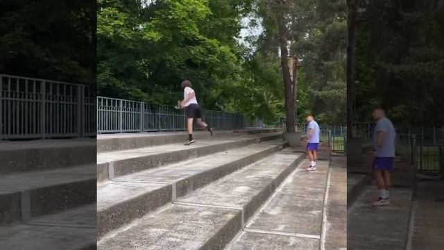 В.И.Иванов. Наблюдение за лучшими игроками. Циципас физподготовка