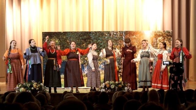 Концерт народных коллективов на большой сцене Магнитогорской консерватории им. М.И. Глинки.