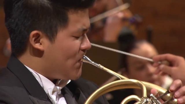 Глиэр - Концерт для валторны с орк. - Zeng Yun.