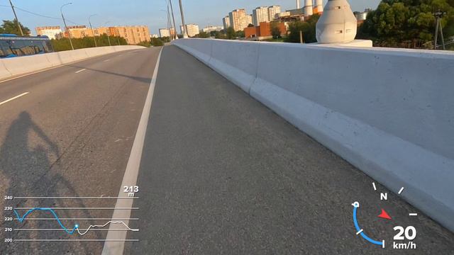 На шоссере со спидометром