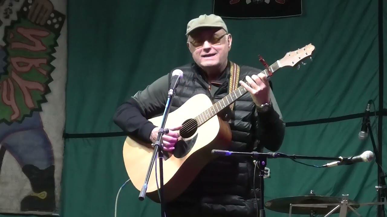 2024. Весна. Охотный ряд. Александр Жаров, Олег Миллер, Александр и Елизавета Фриденберг.