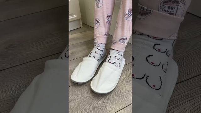 А ваши кошки делают что-то подобное? Спасибо за спокойствие Feliway