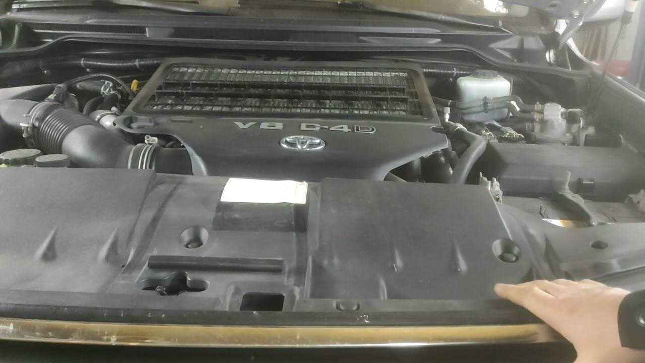 LC 200 услышишь такое .Готовься к ремонту.