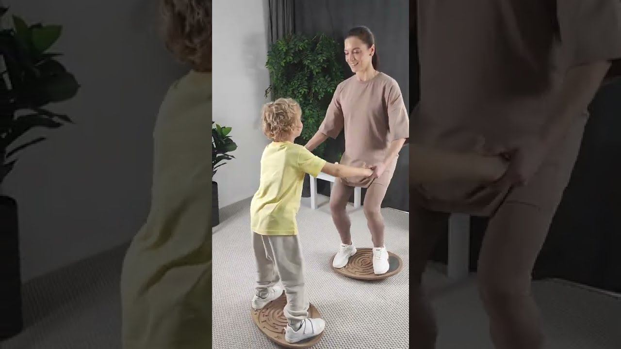 Видеообзор балансборда с дикторской озвучкой и моделями для маркетплейсов, тариф "Премиум"