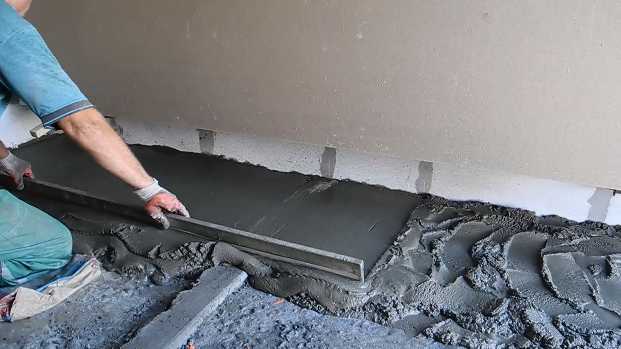 Как залить стяжку и спрятать в ней провода