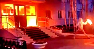 Обманутая мошенниками уборщица попыталась поджечь военкомат в Кузбассе