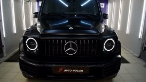 Мерседес G-Klasse полностью оклеен в матовый полиуретан в нашей студии Авто-Полиш.