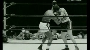 Ezzard Charles vs Rocky Marciano