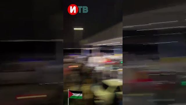 Митинг дагестанцев в Международном аэропорту Махачкалы против приземления самолёта из Израиля