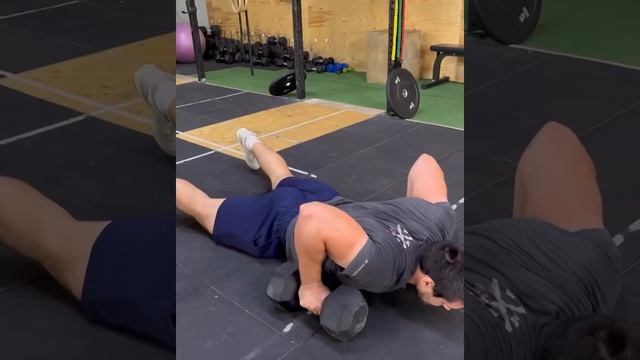 Комплекс гантели
