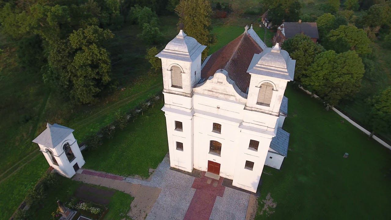 Костёл Святой Тройцы. Год постройки – 1758. Деревня Ищелно, Гродненская область, Беларусь.