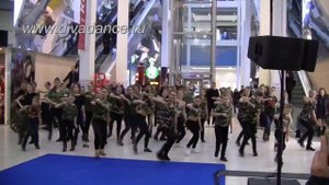 Флешмоб 21 февраля 2015 г. ТК Ситимолл - вариант видео с трех источников  от Divadance