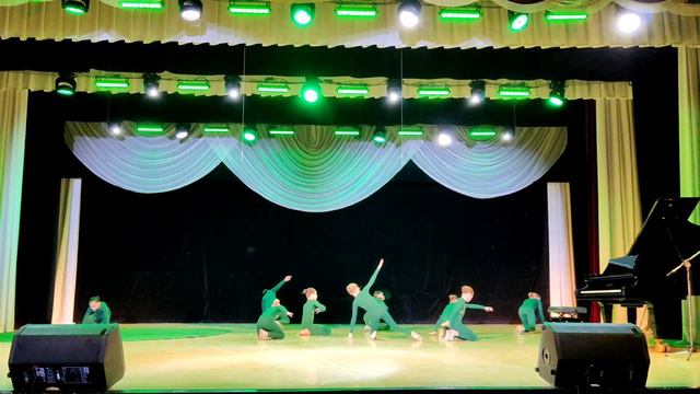 Хореографический ансамбль Импульс - "Тростиночки" - руководитель Чертков Александр Павлович