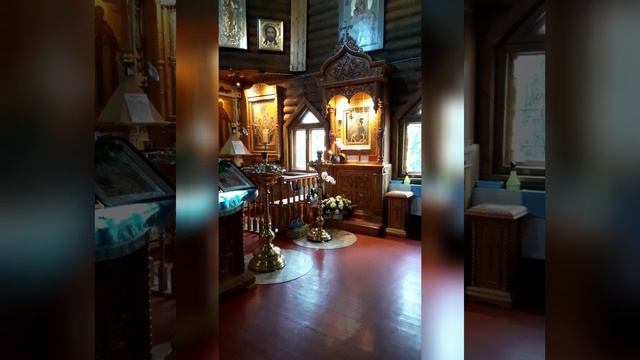 Храм Троицы Живоначальной в Чертаново