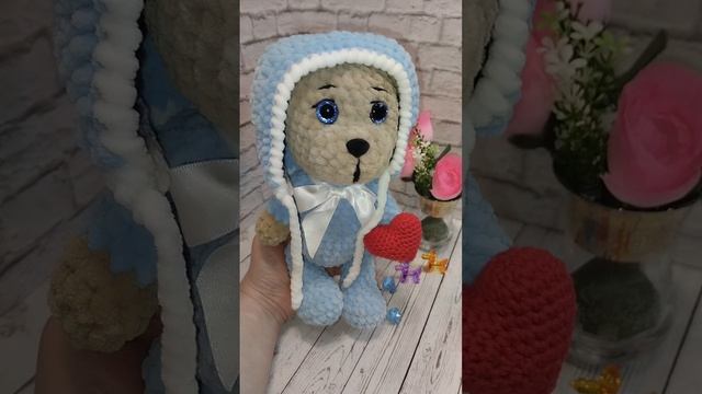 Обзор Мишка в шапочке с сердечком ручной работы.