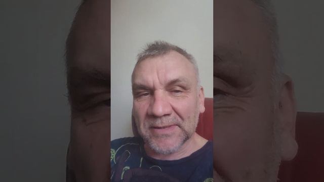Пересеклись на диване