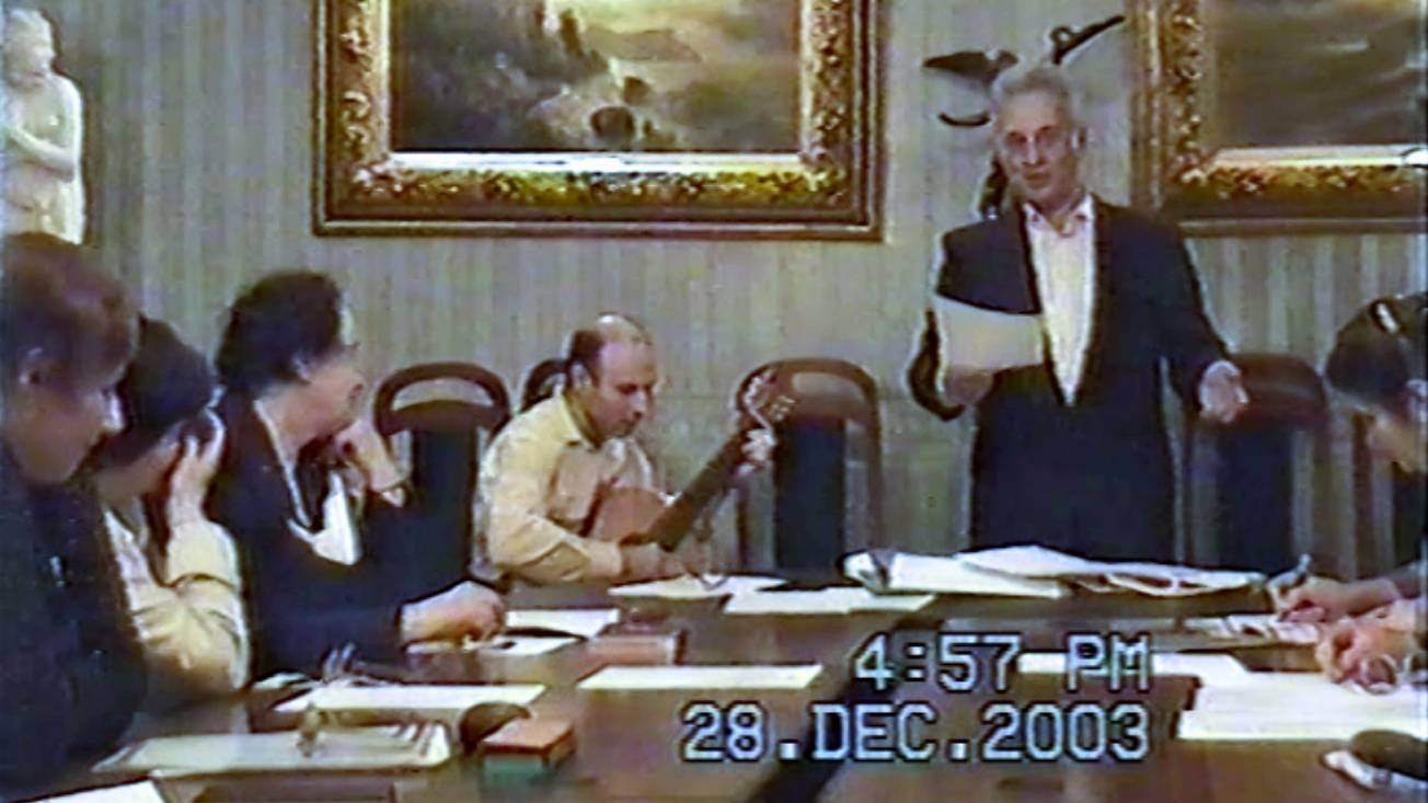 "У компьютера" (запись 2003 г). Поёт автор – Александр Томчин.