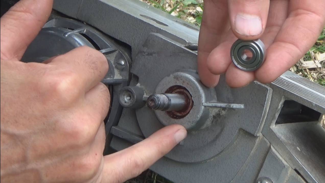 Подшипники рубанка. Смазал