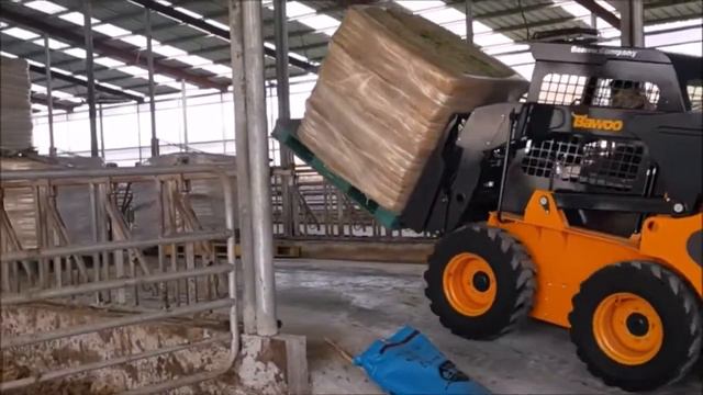 Минипогрузчик BAWOO BSL 330 с вертикальным подъемом