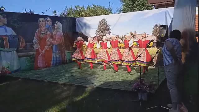 Праздники деревень и А.Шувалова (Треффер)