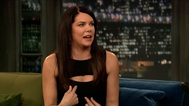 Lauren Graham Talks Gilmore Girls & Kelly Clarkson | Fallon Flashback (Late Night with Jimmy Fallon)