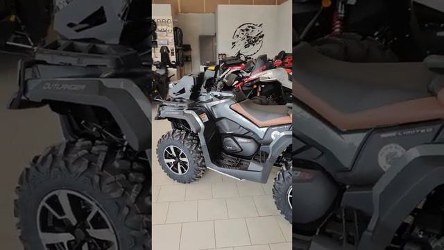 2024 BRP Can-Am Outlander MAX Limited 1000R - walk around